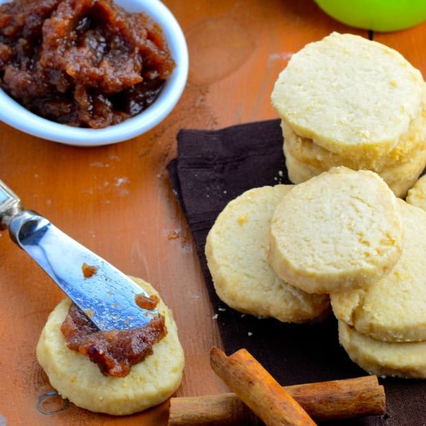 Vegan shortbread with apple butter - May I Have That Recipe